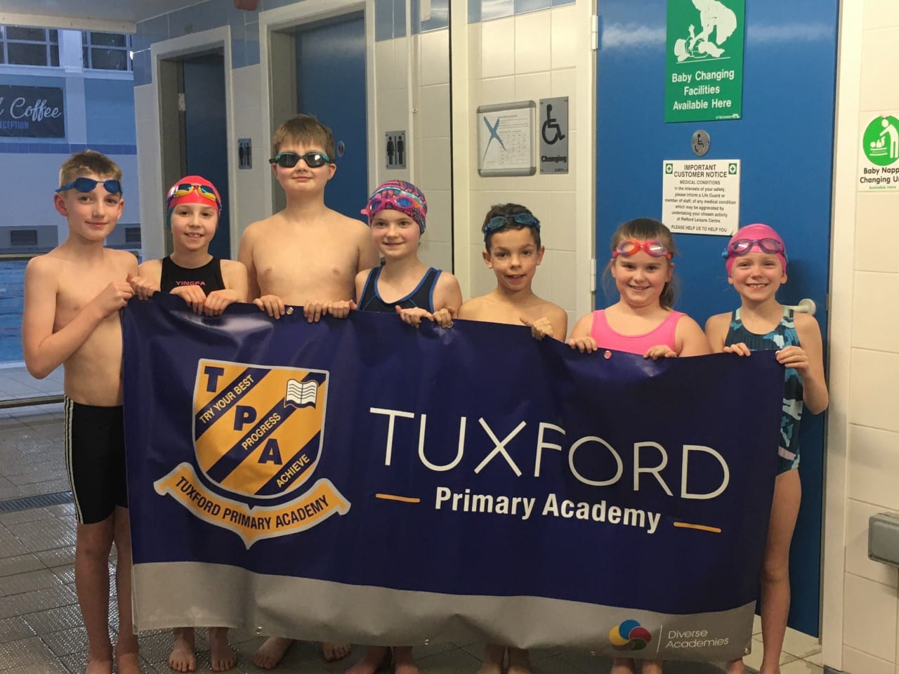 Swimmers raise money for charity - Tuxford Primary Academy